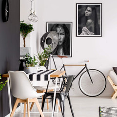 Poster-Set mit Bilderrahmen Fashion and Elegance (2er Set)