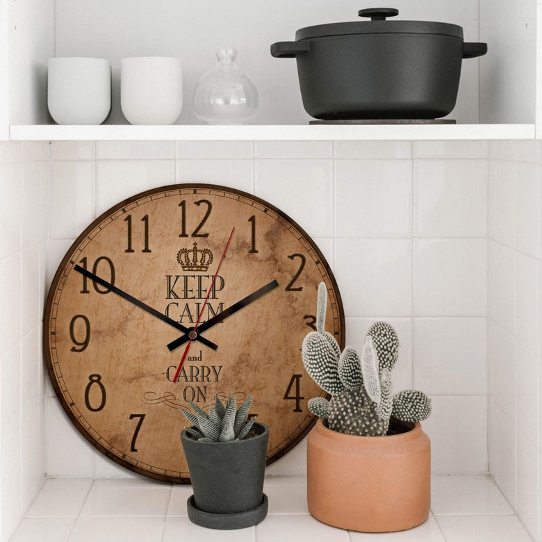 Holz-Wanduhr - Keep Calm and Carry on- Ruhe Bewahren - trenddeko.ch